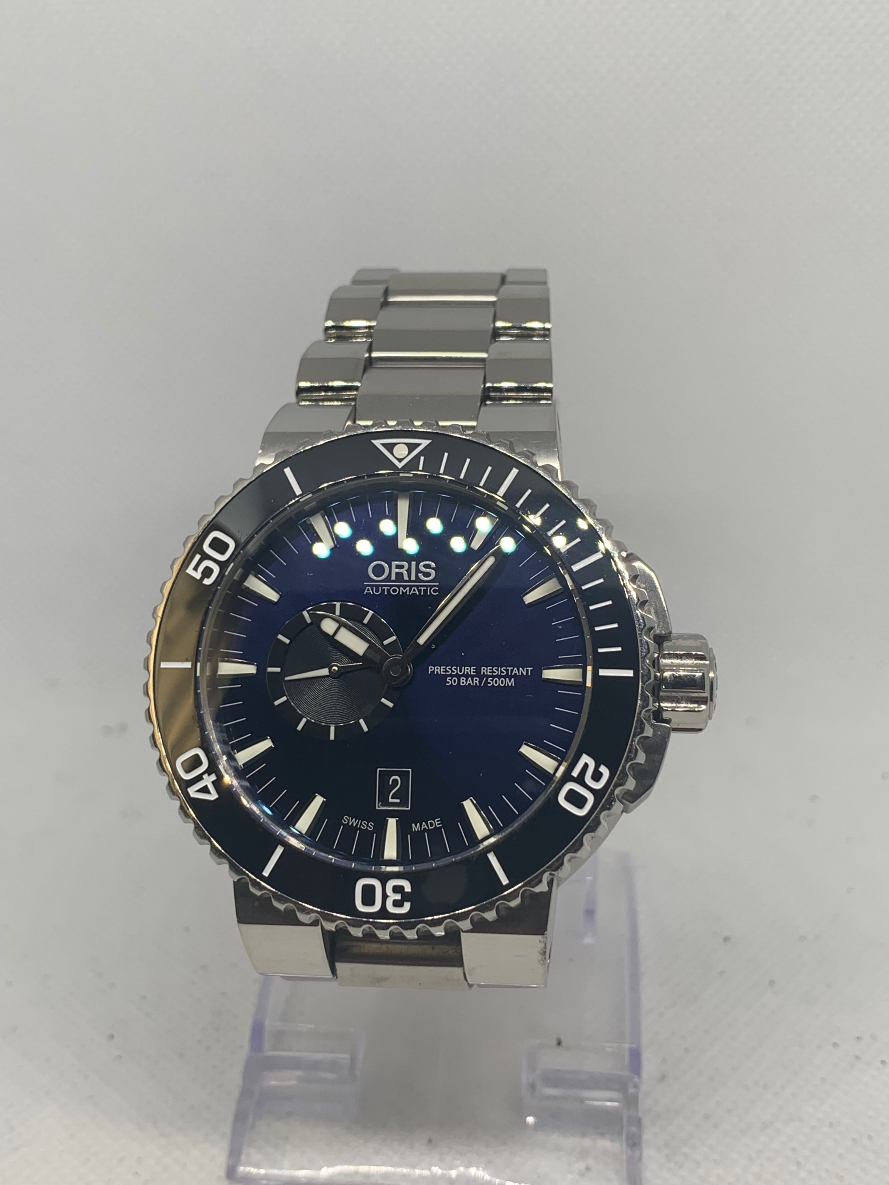 Oris Aquis Small Second Date Full Set – Windsor Jewels